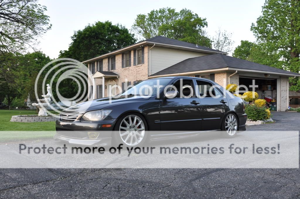 ***SLAMMED Lexus IS300 / RARE / 5spd / LSD / Sport Design / 79k ...